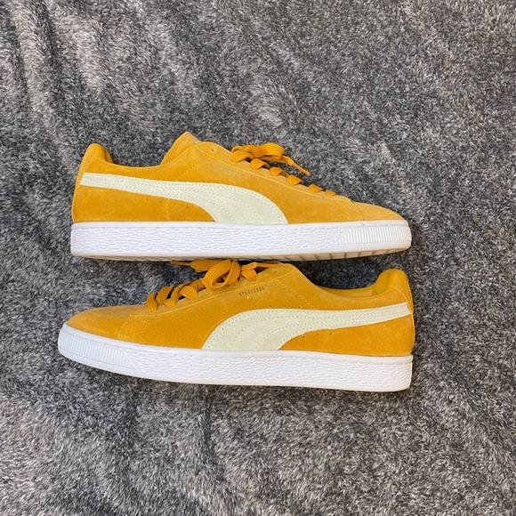 Puma | Shoes | Puma Suede Inca Gold Mens 95 | Poshmark